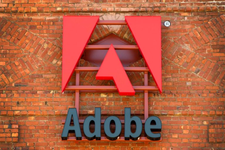 Adobe Firefly: Transforming Vector Graphics with Generative AI fxis.ai