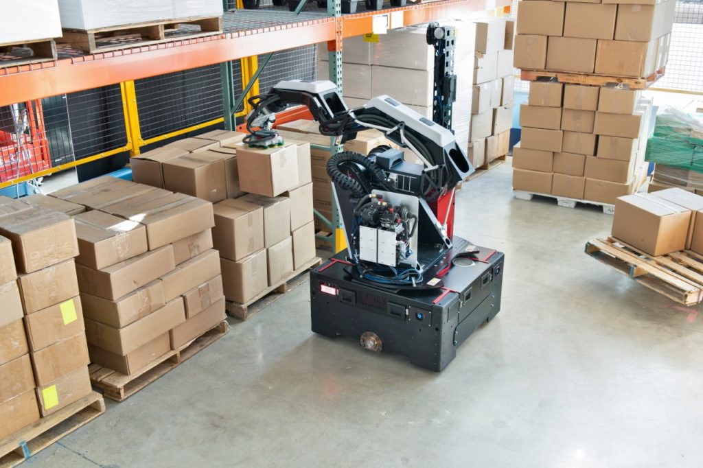 The Rise of Big Box Robots: Revolutionizing Warehouse Fulfillment fxis.ai