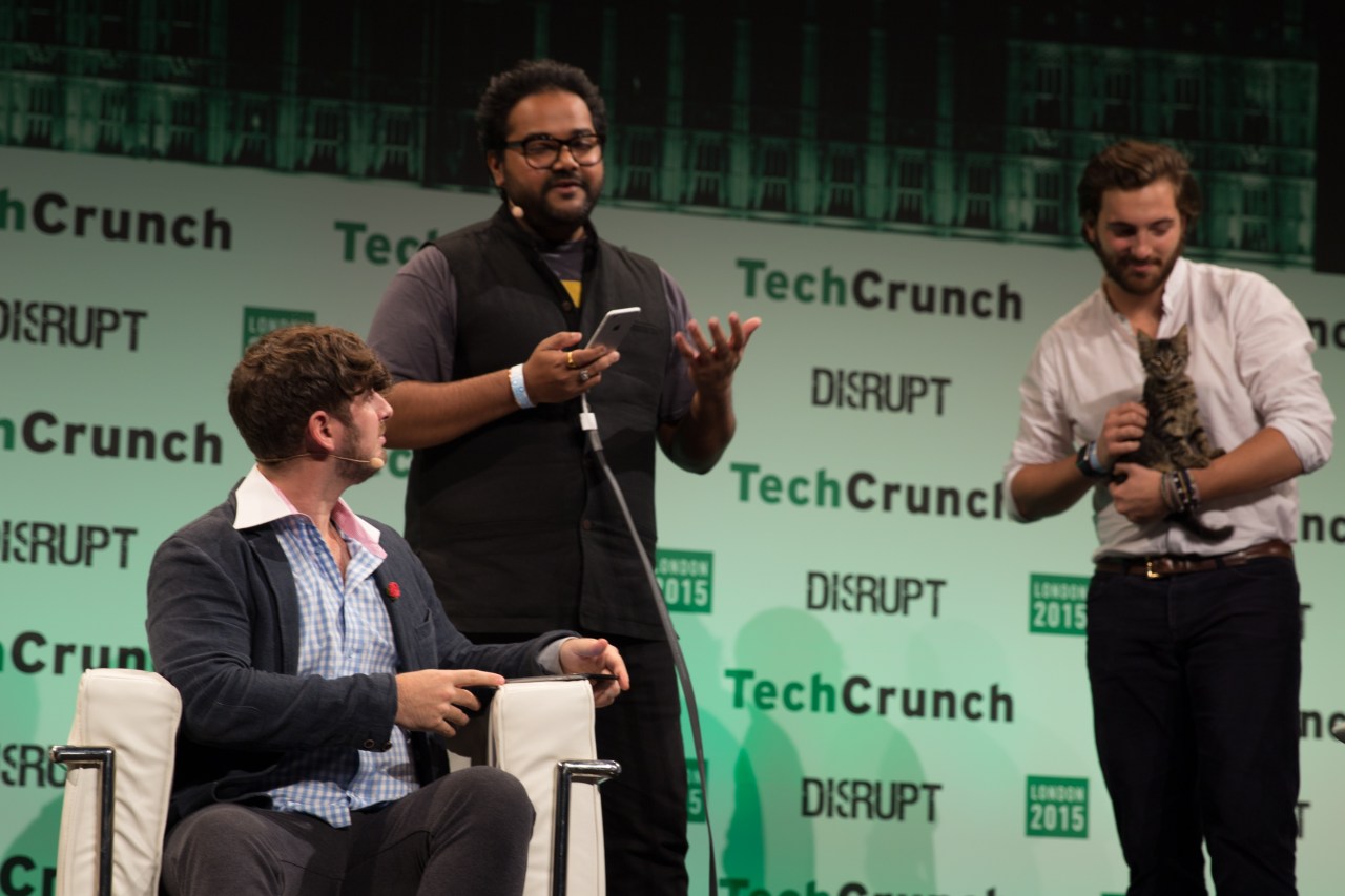 Blippar's Resurrection: A New Era for Augmented Reality fxis.ai