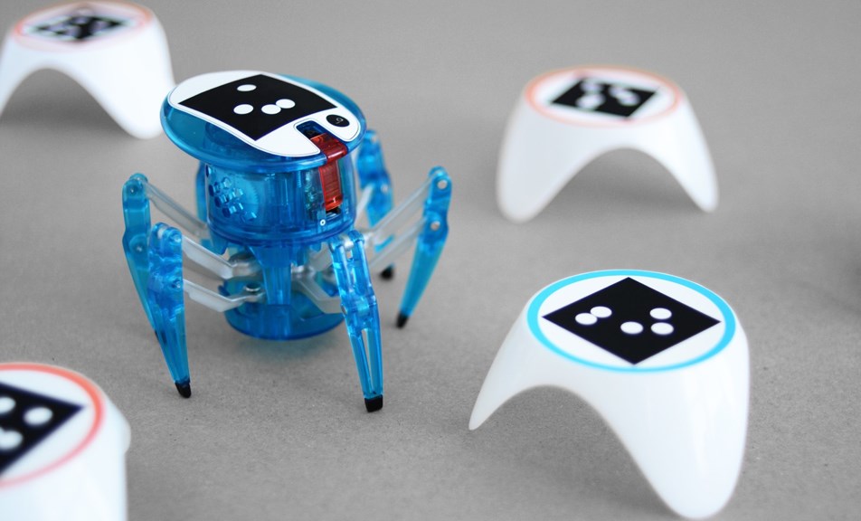 Embracing the Future of Play: The Bots_Alive Kit fxis.ai