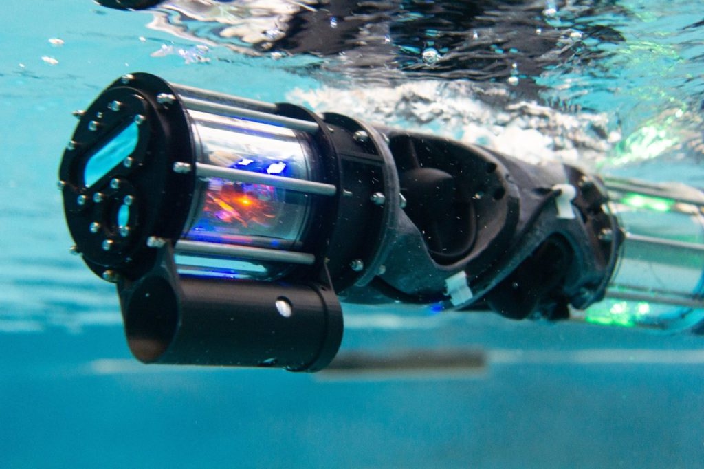 Carnegie Mellon's Innovative Snake Robot: Now a Swimmer! fxis.ai
