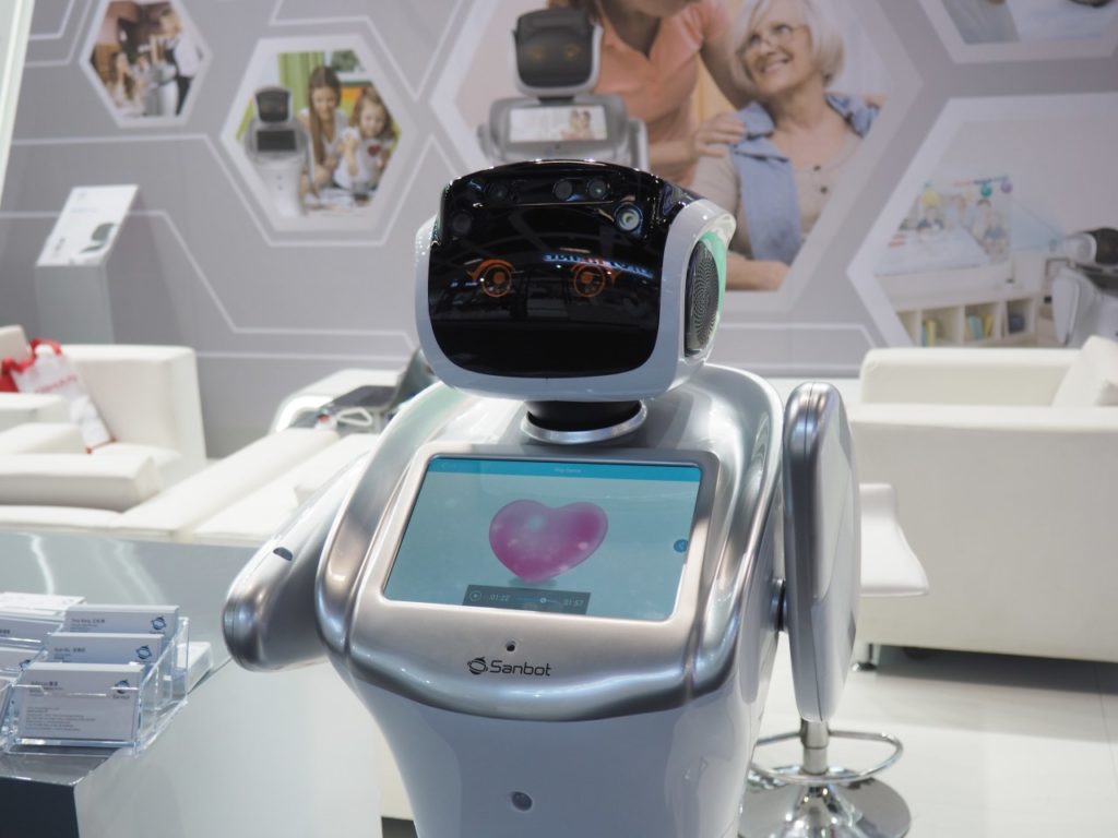The Charm of Sanbot: A Humanoid Robot Making Waves in the Service Industry fxis.ai